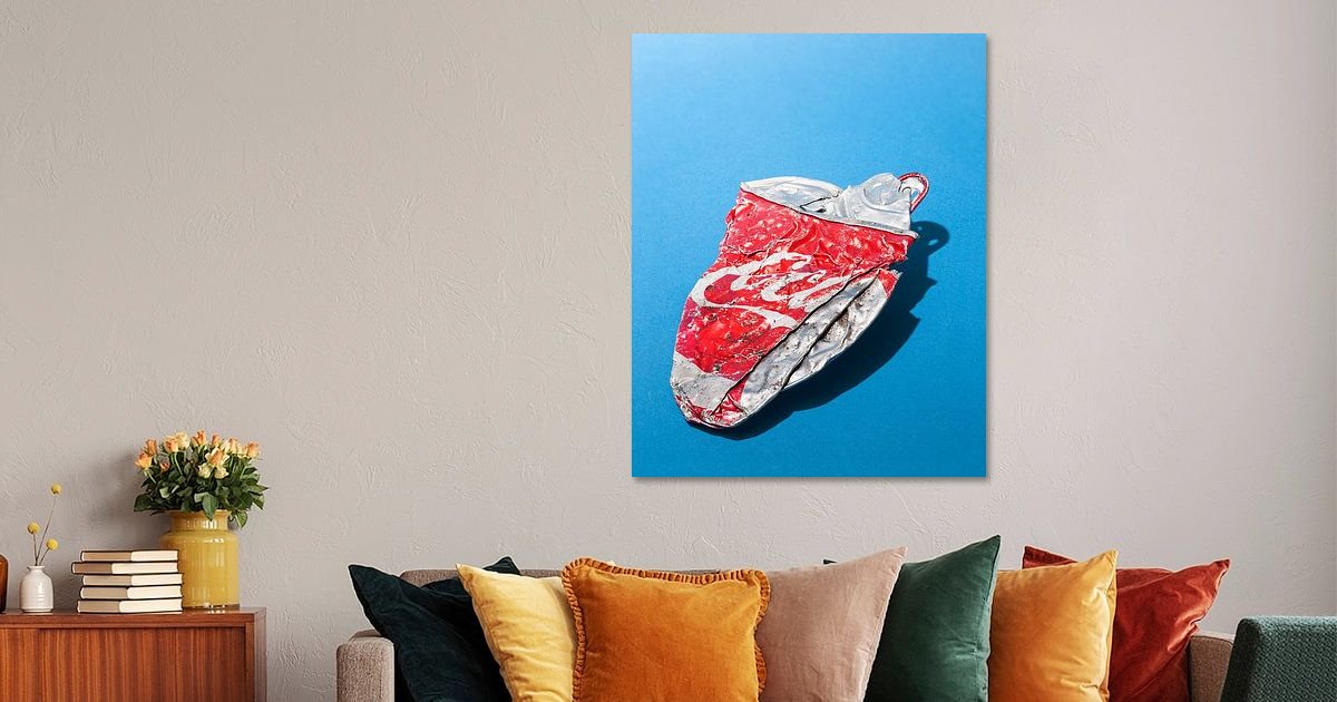 Popart. Vermorzeld mini blikje Coca-Cola van Floris Kok op canvas, behang en meer